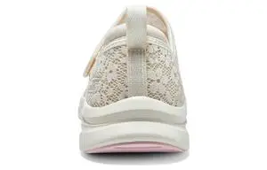 Sketchers D'lux Comfort Mary Jane Sneakers