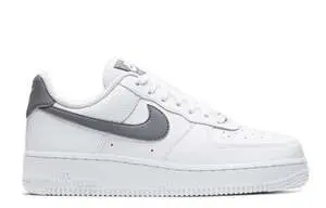 Nike Force 1 '07 Sneakers