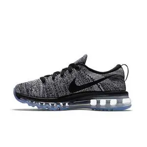 Nike Flyknit Max "oreo" Sneakers