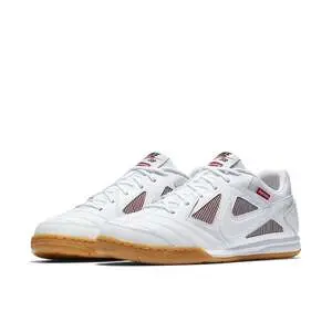 Nike Supreme X Gato Sb Sneakers - White