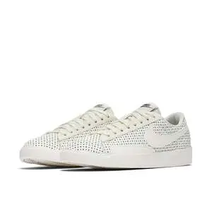 Nike Blazer Low Se Sneakers - White