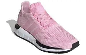 Adidas Swift Run Low Top Sneakers - Pink