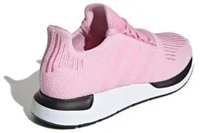 Adidas Swift Run Low Top Sneakers - Pink