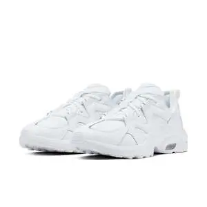Nike Max Graviton - White