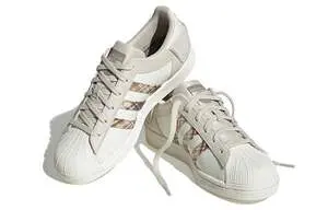 Adidas Originals Superstar Sneakers