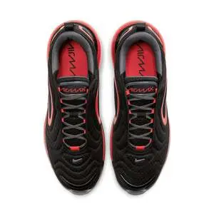 Nike Max 720 Sneakers - Black