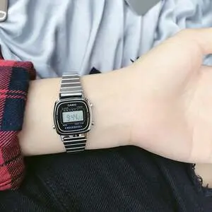Casio Quartz Digital Watch With Water Resistance - Silver