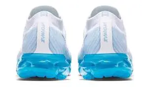 Nike Vapormax Explorer Light Sneakers