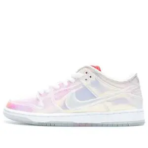 Nike Concepts X Nike SB Dunk Low Pro 'Holy Grail' Sneakers Silver