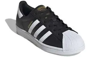 Adidas Superstar Sneakers