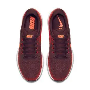 Nike Zoom Vomero 13 Athletic Sneakers