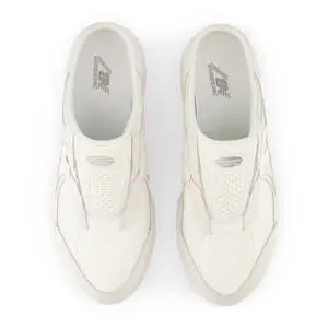 NEW BALANCE 2002r Mule - White