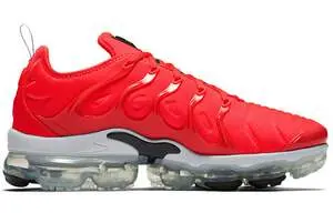 Nike Vapormax Plus Sneakers - Red