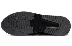 Asics Lyte Classic Athletic Shoes - Black/gray