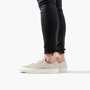 CONVERSE Chuck Taylor All Star Scalloped Low Top Sneakers