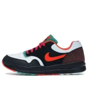 Nike Safari Se 'supreme Tech' Sneakers