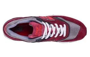 NEW BALANCE 997 Sneakers