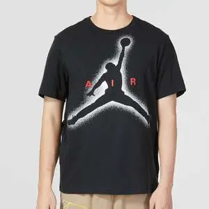 Nike As Essentials Graphic Ss Crew Tee