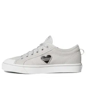 Adidas Nizza Trefoil Heart Detail Sneakers