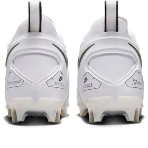 Nike Alpha Menace Pro 3 Football Cleats