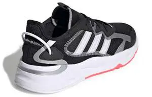 Adidas Futureflow Sneakers - Black/red
