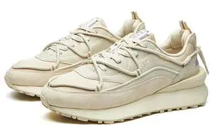 FILA FUSION Retro Low Top Sneakers