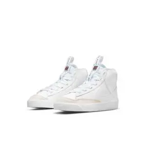 Nike Blazer Mid '77 Se 'dance' High Top Sneakers - White/black