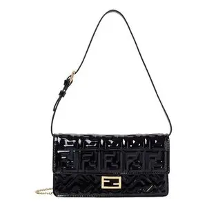 Fendi Baguette Wallet On Chain - Black