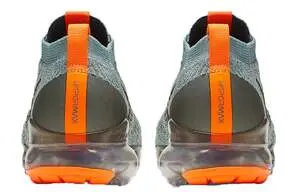 Nike Vapormax Flyknit 3 Sneakers - Gray/orange