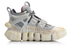 LI-NING Essence Ace High Top Sneakers