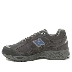 NEW BALANCE 2002r X Beams X Gore-tex Sneakers - Gray