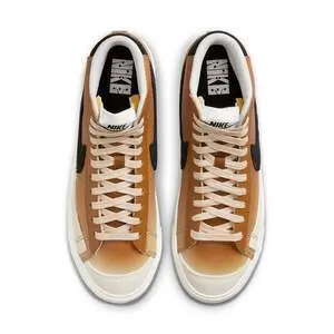 Nike Blazer Mid '77 Se "ale" High Top Sneakers - Brown
