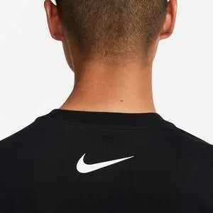 Nike Big Swoosh T-shirt