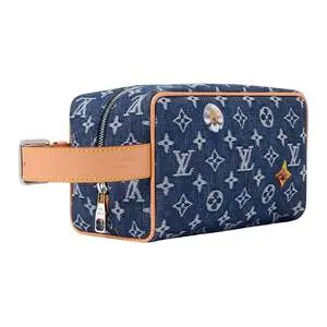 LOUIS VUITTON Locker Dopp Kit