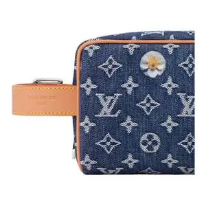 LOUIS VUITTON Locker Dopp Kit