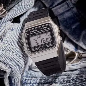 Casio Digital Watch With Water Resistance - Black/silver
