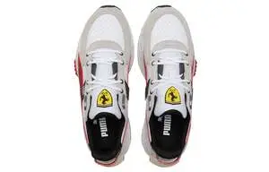 PUMA Scuderia Ferrari X Wild Rider Low Top Sneakers - White/black/red