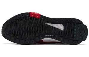 PUMA Scuderia Ferrari X Wild Rider Low Top Sneakers - White/black/red