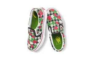VANS Slip-on Sneakers With Strawberry Print - Black/white/red