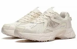LI-NING Casual Lightweight Low-top Sneakers - White/beige