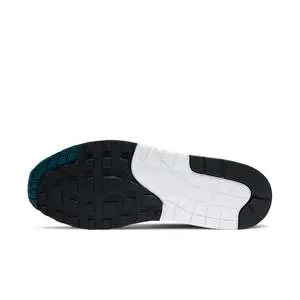 Nike Max 1 Lv8 Sneakers