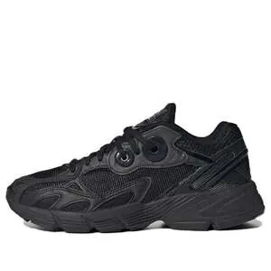 Adidas Astir "triple " Sneakers - Black