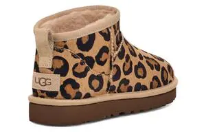 UGG Classic Ultra Mini Spotty Ankle Boots - Leopard