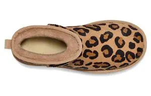 UGG Classic Ultra Mini Spotty Ankle Boots - Leopard