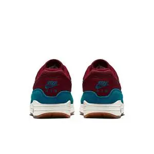 Nike Max 1 Sneakers - Red