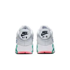 Nike Max 90 Essential Sneakers
