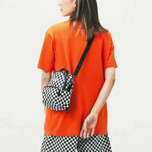VANS Embroidered Turtle Short Sleeve T-shirt