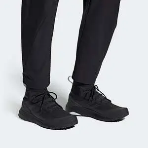 Adidas Free Hiker Gore-tex Mid Top Sneakers