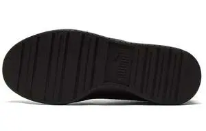 PUMA Caven Logomania Low Top Sneakers - Black/red