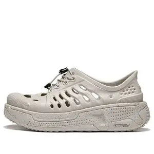 LI-NING Titan Trek Athletic Shoes